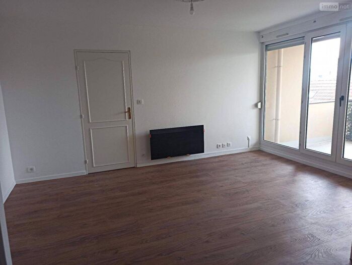Appartement 3 pièces à Reims, à louer