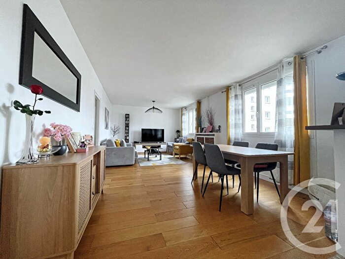 Appartement à louer - La Garenne-Colombes, Centre Sud - 4 pièces - 2 chambres