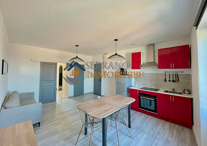 Appartement à louer - Peripherie, Châteaurenard - 2 pièces - 1 chambre