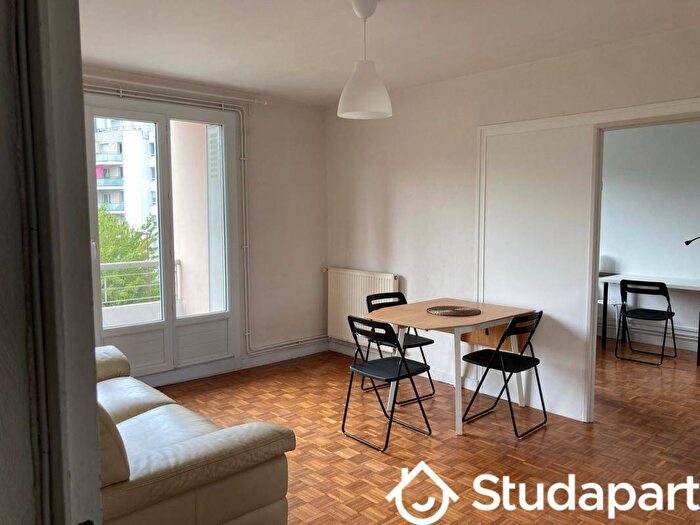Allies-Clos dOr, Grenoble : Appartement 1 pièce à louer