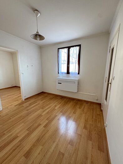Appartement à louer - Vitry-sur-Seine, Huit Mai - 2 pièces - 1 chambre
