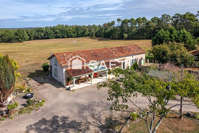 Maison à vendre - Saint-André-de-Double - 8 pièces - 4 chambres