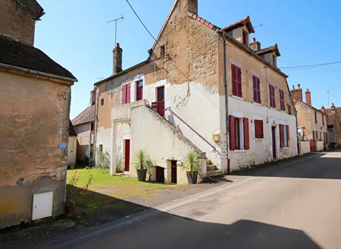 Maison à vendre - Corvol-lOrgueilleux - 5 pièces - 4 chambres