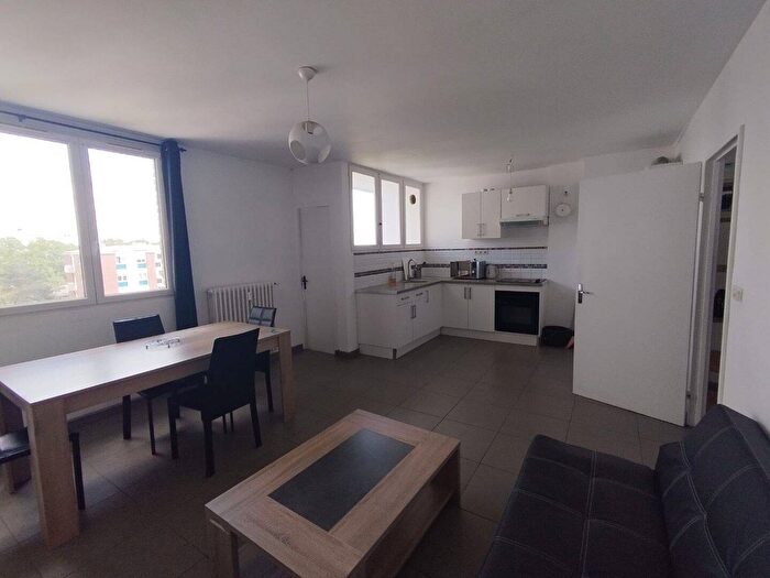 Appartement 4 pièces à Espoir et Avenir-Le Nautilus-Colvert-Berlioz-Amiens Nord Ouest, à louer