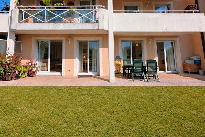 Appartement à vendre - Gaillard - 3 pièces - 2 chambres