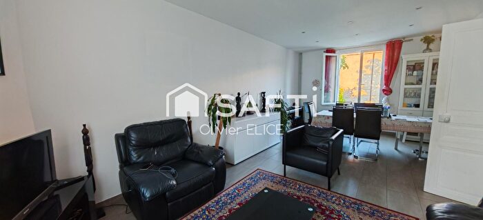 Maison 5 pièces à Creil, Voltaire, Gare, à vendre