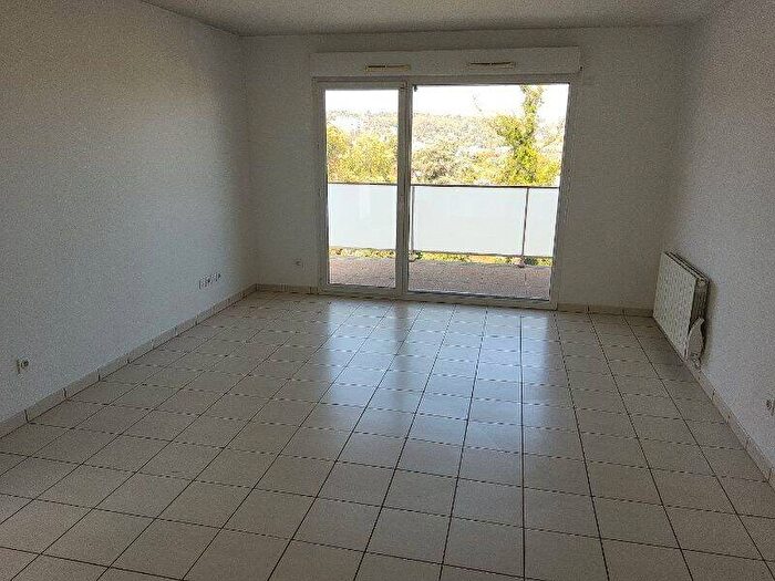 Appartement à louer - Centre Nord, Oullins-Pierre-Bénite - 3 pièces - 2 chambres