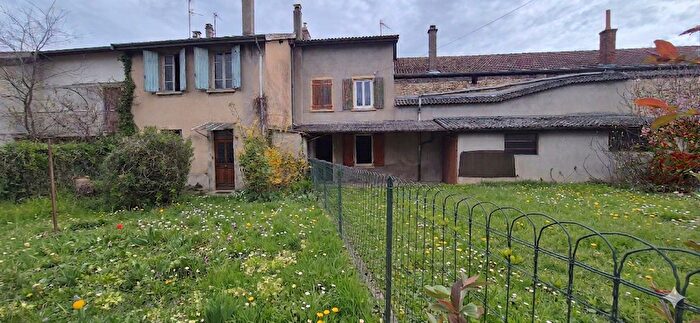 Maison à vendre - La Verpillière - 9 pièces - 6 chambres