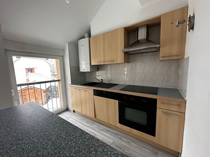 Appartement à louer - Danjoutin - 5 pièces - 3 chambres