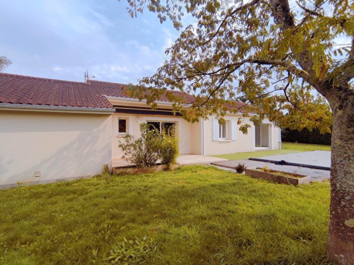 Maison à vendre - Antran - 5 pièces - 3 chambres