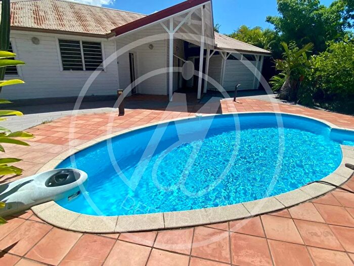 Sainte-Anne : Maison 4 pièces à vendre