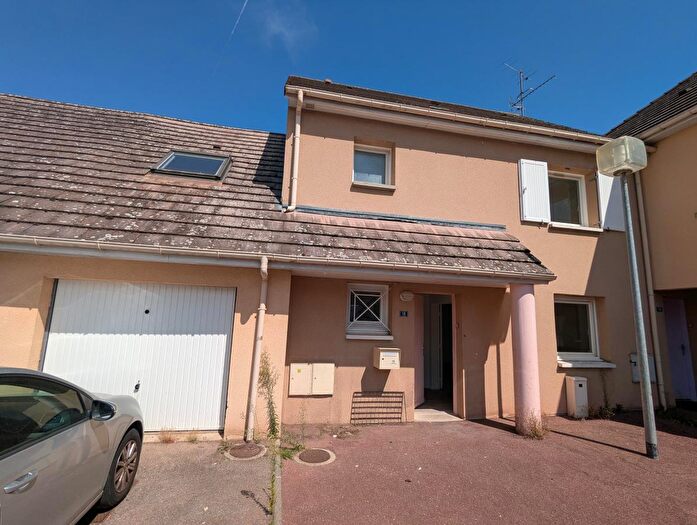 Maison à vendre - Gaillon - 5 pièces - 4 chambres