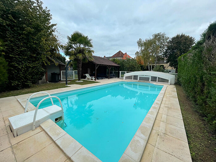 Maison à vendre - Saint-Maur - 7 pièces - 5 chambres