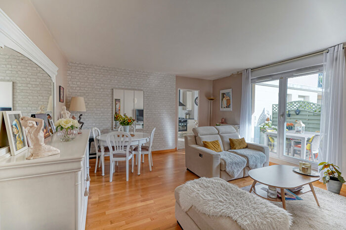 Guyancourt, Le Pont du Routoir : Appartement 3 pièces à vendre