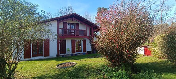Maison à vendre - Saint-Pierre-du-Mont - 6 pièces - 4 chambres