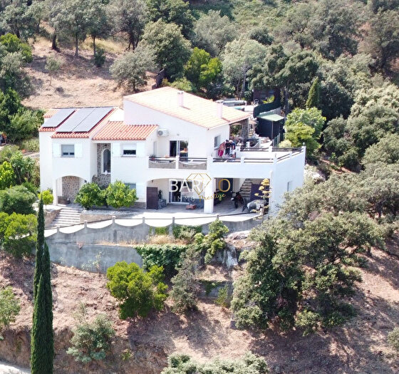 Maison à vendre - Le Boulou - 7 pièces - 4 chambres