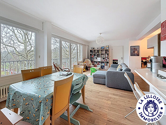 Appartement à louer - Lille, Centre-ville, Euralille - 3 pièces - 2 chambres