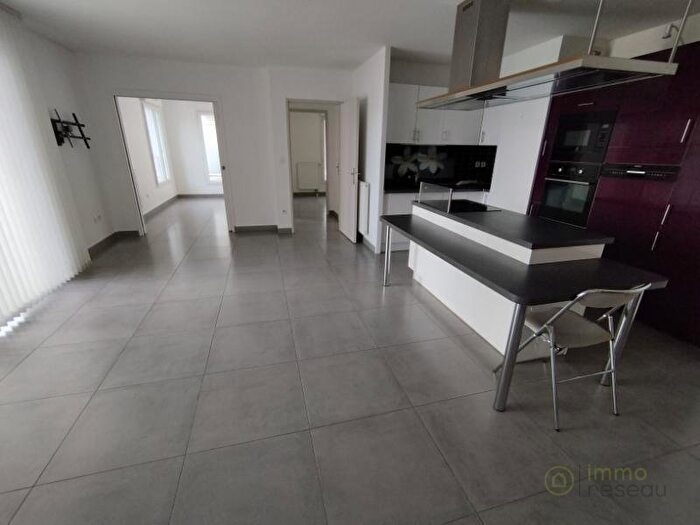 Le Bourget - Appartement 5 pièces à vendre