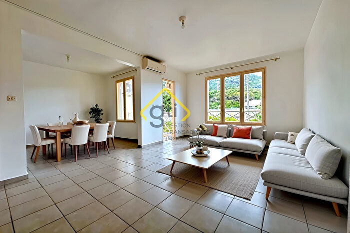 Appartement 5 pièces à vendre à Saint-Denis, Petite-Ile, Bas de la Rivière
