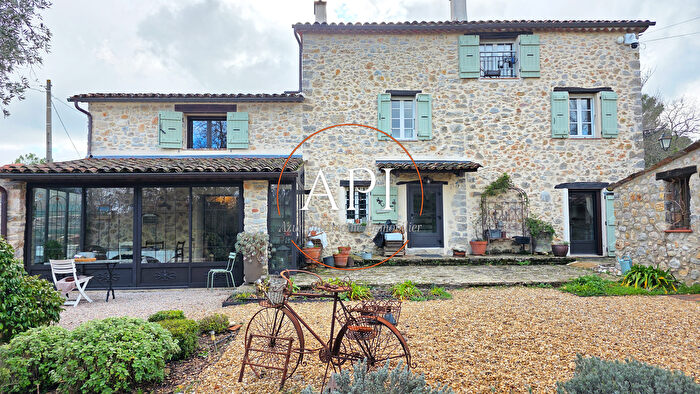 Maison à vendre - Fayence - 6 pièces - 5 chambres