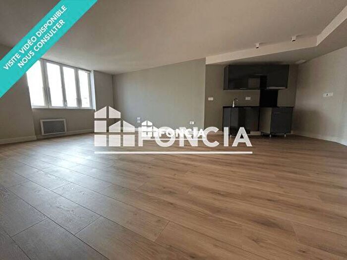 Appartement à louer - Trois Quartiers-Centre Ville, Poitiers - 2 pièces - 1 chambre