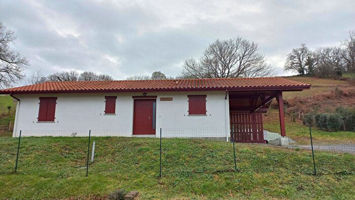 Maison 3 pièces à louer à Saint-Palais