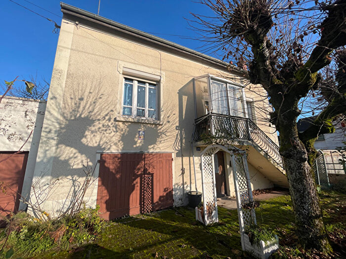Maison à vendre - Le Creusot, Sud Est - 5 pièces - 3 chambres