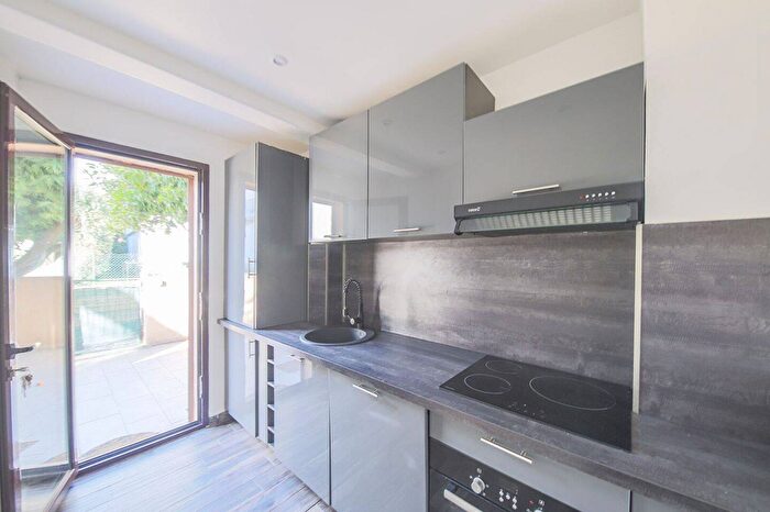 Appartement à louer - Penta-di-Casinca - 2 pièces - 1 chambre