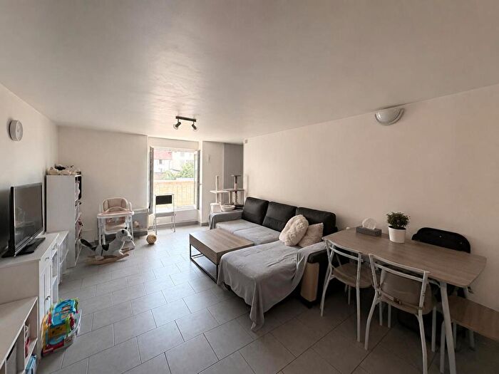 Appartement 4 pièces à vendre à Lons-le-Saunier, Centre-ville