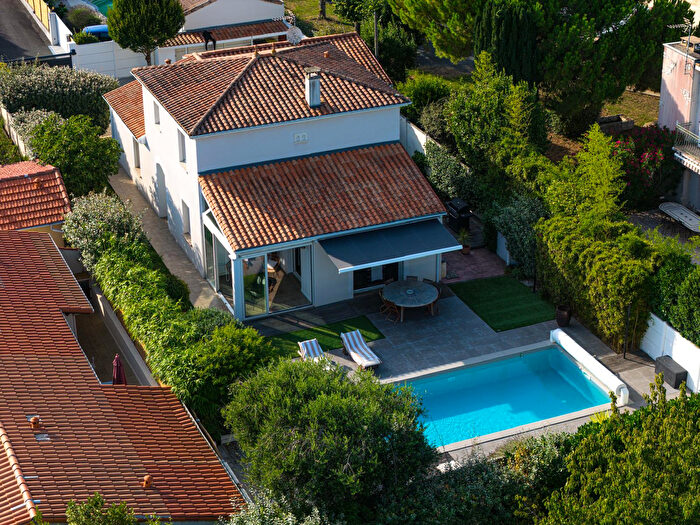 Maison à vendre - Vaux-sur-Mer - 5 pièces - 4 chambres