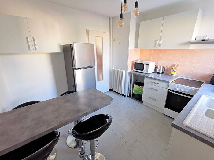 Villejean-Beauregard, Rennes - Appartement 2 pièces à louer