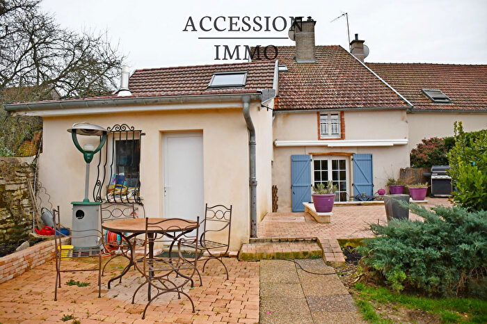 Maison 7 pièces à vendre - Fontaine-Française