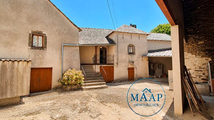La Salvetat-Peyralès : Maison 6 pièces à vendre