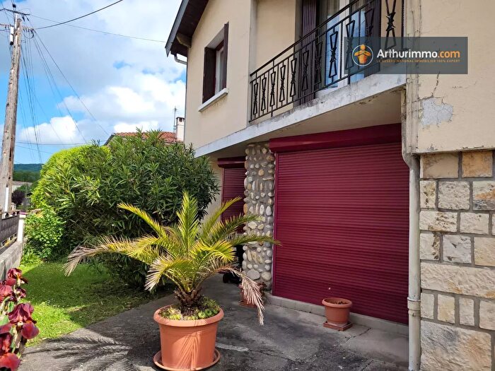 Maison à vendre - Lavelanet - 8 pièces - 5 chambres