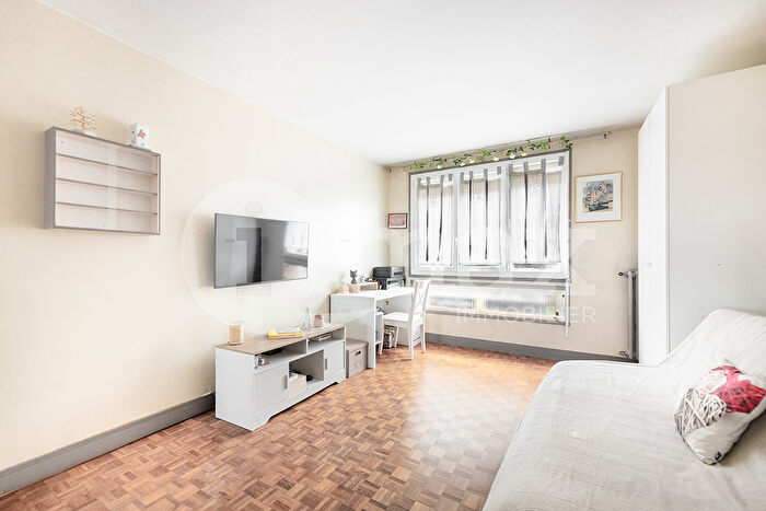 Appartement 4 pièces à vendre - Courbevoie, Bécon