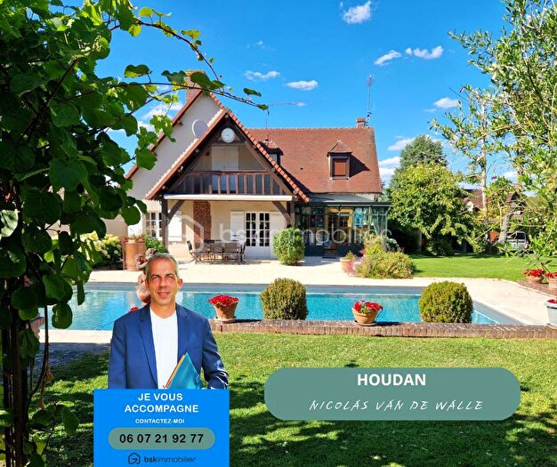 Maison 10 pièces à vendre à Houdan