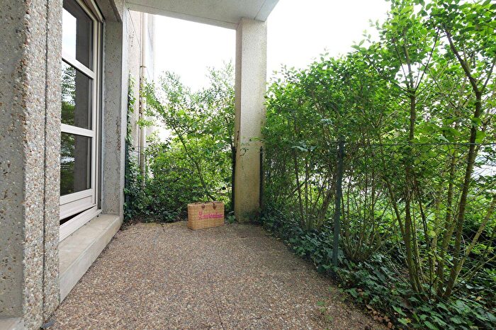 Madeleine-Saint Léonard-Justices, Angers : Appartement 2 pièces à louer