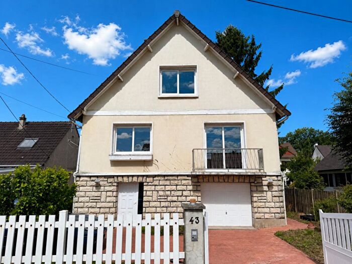 Maison 5 pièces à vendre - Ozoir-la-Ferrière, Archevêché