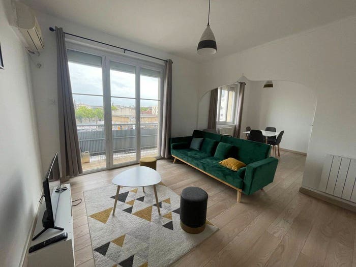 Appartement 3 pièces à Beaucaire, Nîmes, à louer
