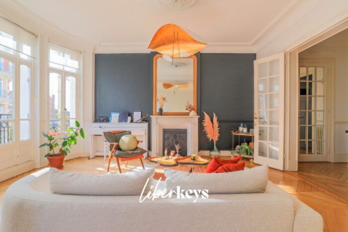 Appartement 4 pièces à vendre - La Madeleine, Grand Boulevard