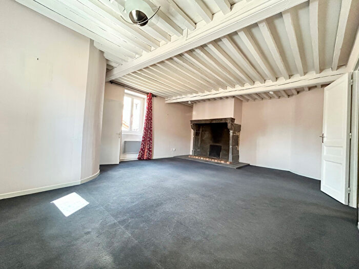 Appartement à vendre - Riom, Centre-ville - 4 pièces - 3 chambres