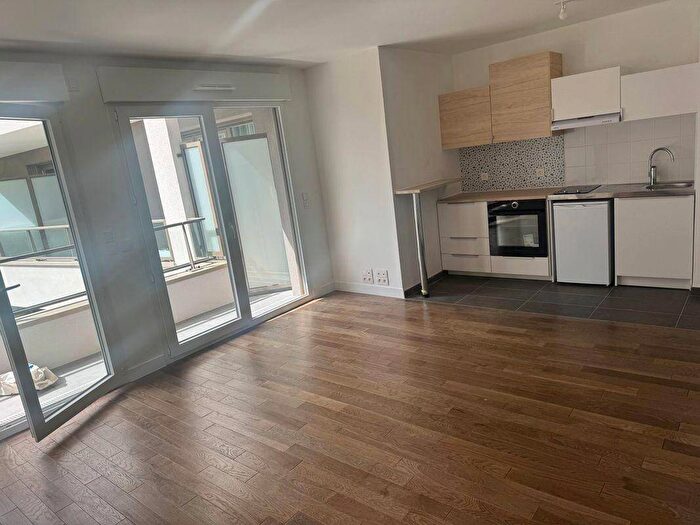 Appartement à louer - Courbevoie - 1 pièce