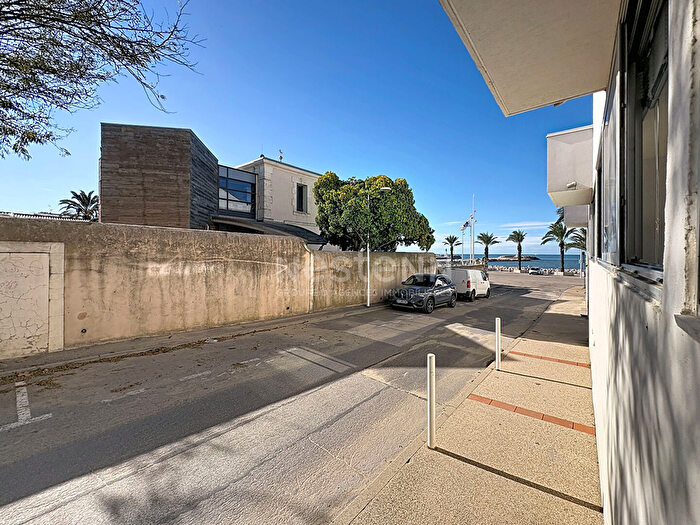 Le Grau-du-Roi, Centre-ville : Appartement 2 pièces à vendre