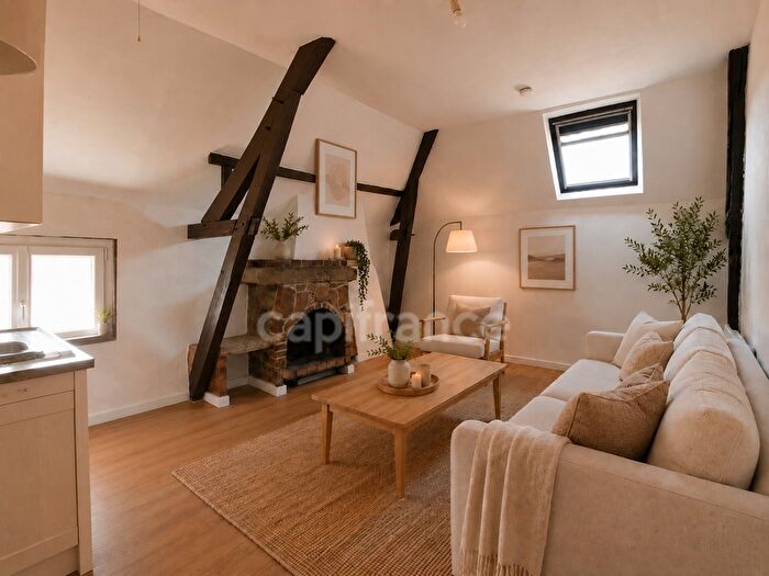 La Ville-du-Bois : Appartement 2 pièces à vendre