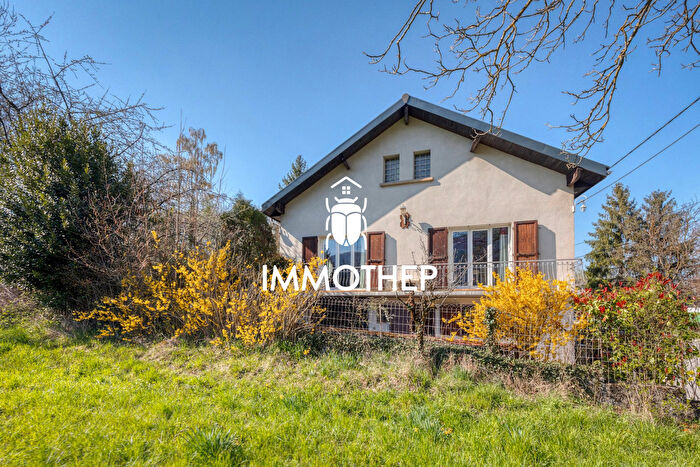 Maison à vendre - Brié-et-Angonnes - 11 pièces - 4 chambres