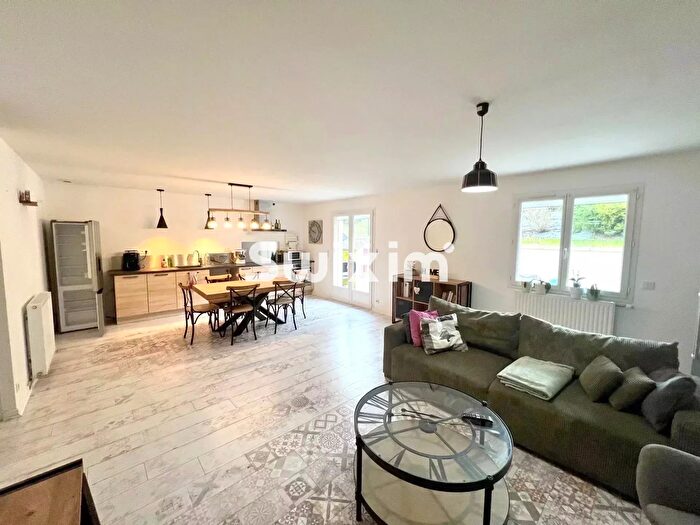 Maison à vendre - Lons-le-Saunier - 4 pièces - 3 chambres