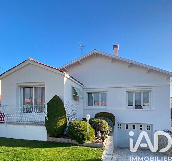 Maison à vendre - Charron - 5 pièces - 3 chambres