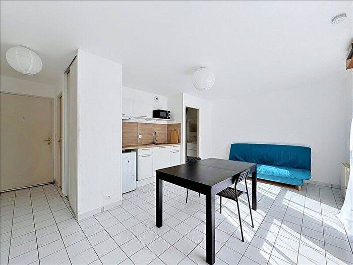 Appartement 1 pièce à louer à Rechèvres-Bas Menus-Boulevard, Chartres
