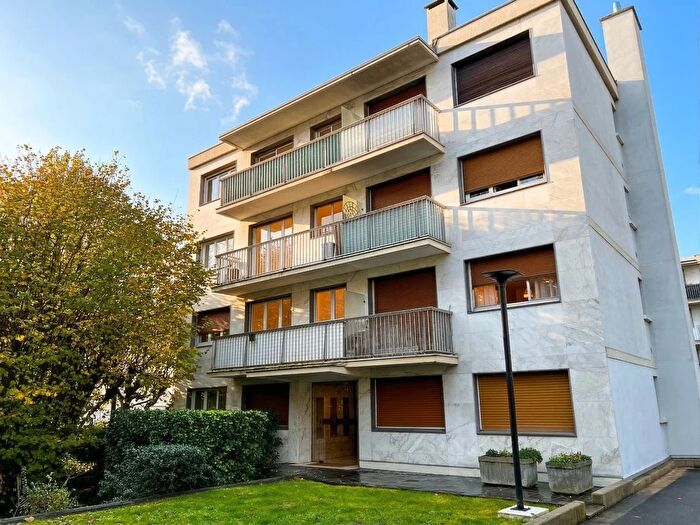 Appartement à vendre - Saint-Maur-des-Fossés, Parc de Saint-Maur - 2 pièces - 1 chambre
