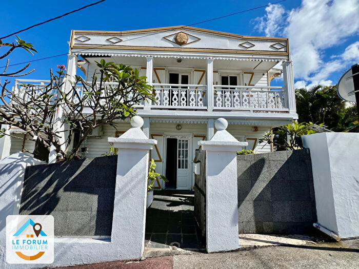 Maison à vendre - Saint-Joseph - 4 pièces - 3 chambres